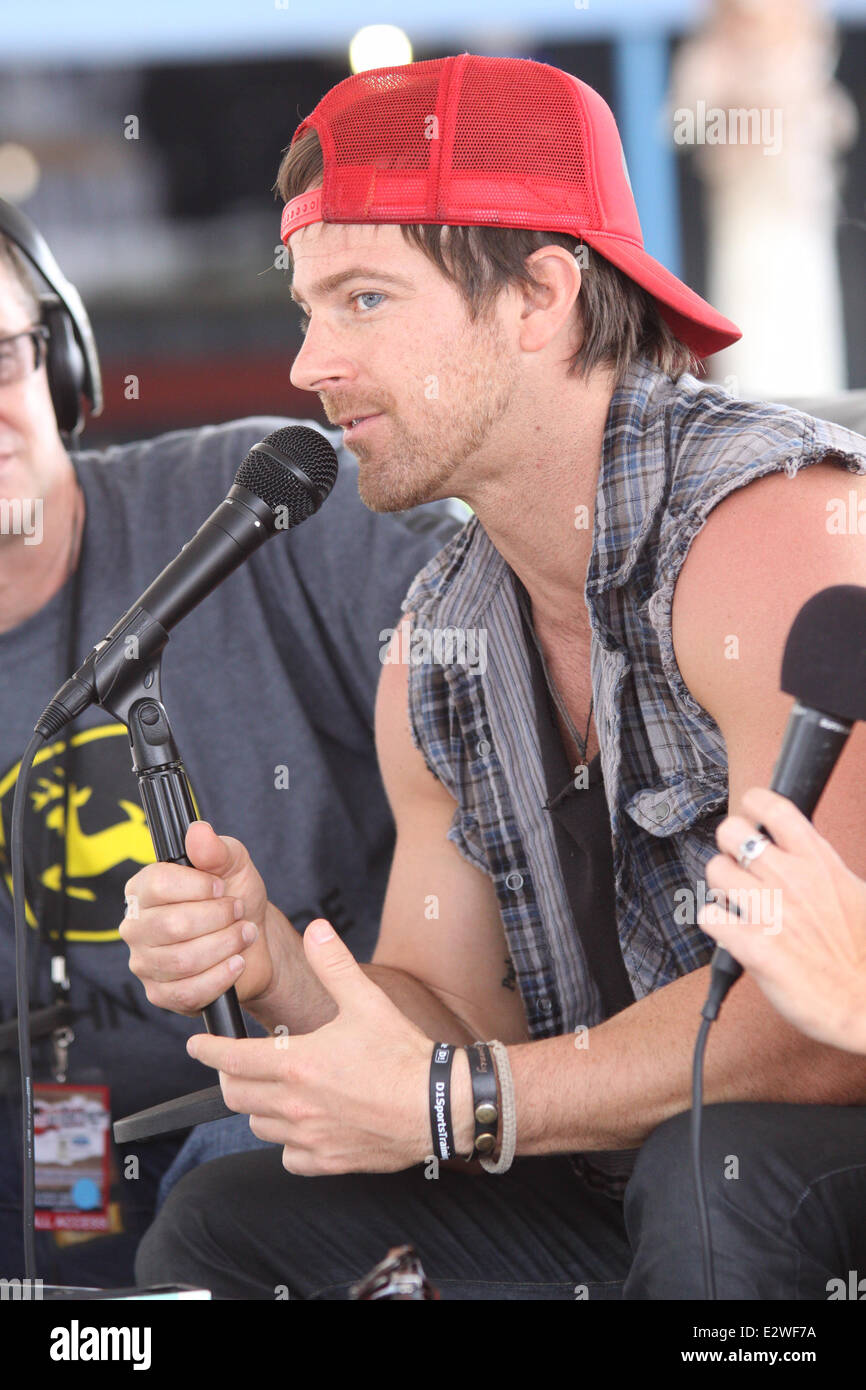 WIRK 4th Annual Rib Round Up at the Cruzan Amphitheatre Featuring: Kip ...