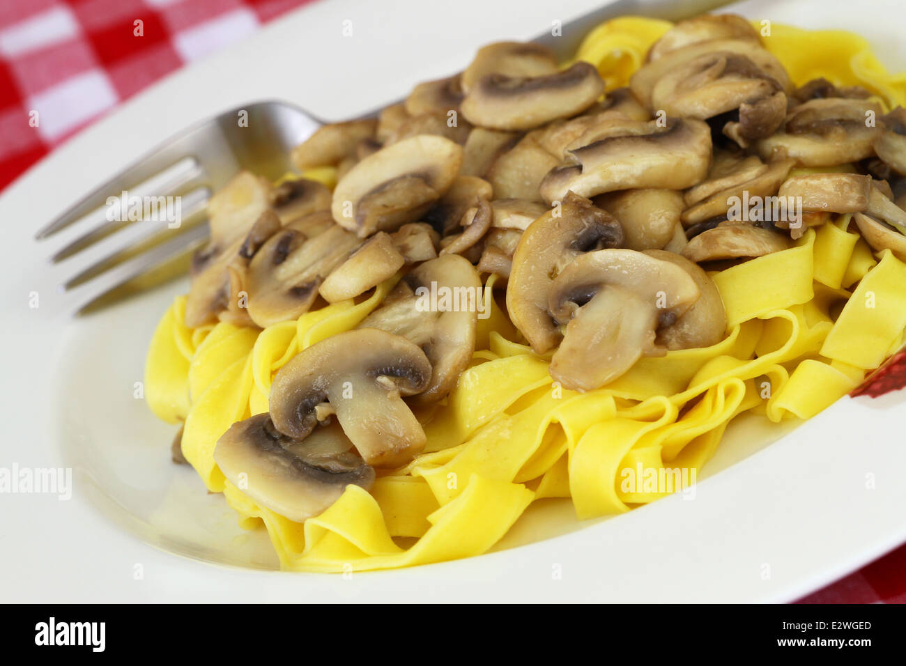 Boiled tagliatelle pasta hi-res stock photography and images - Alamy