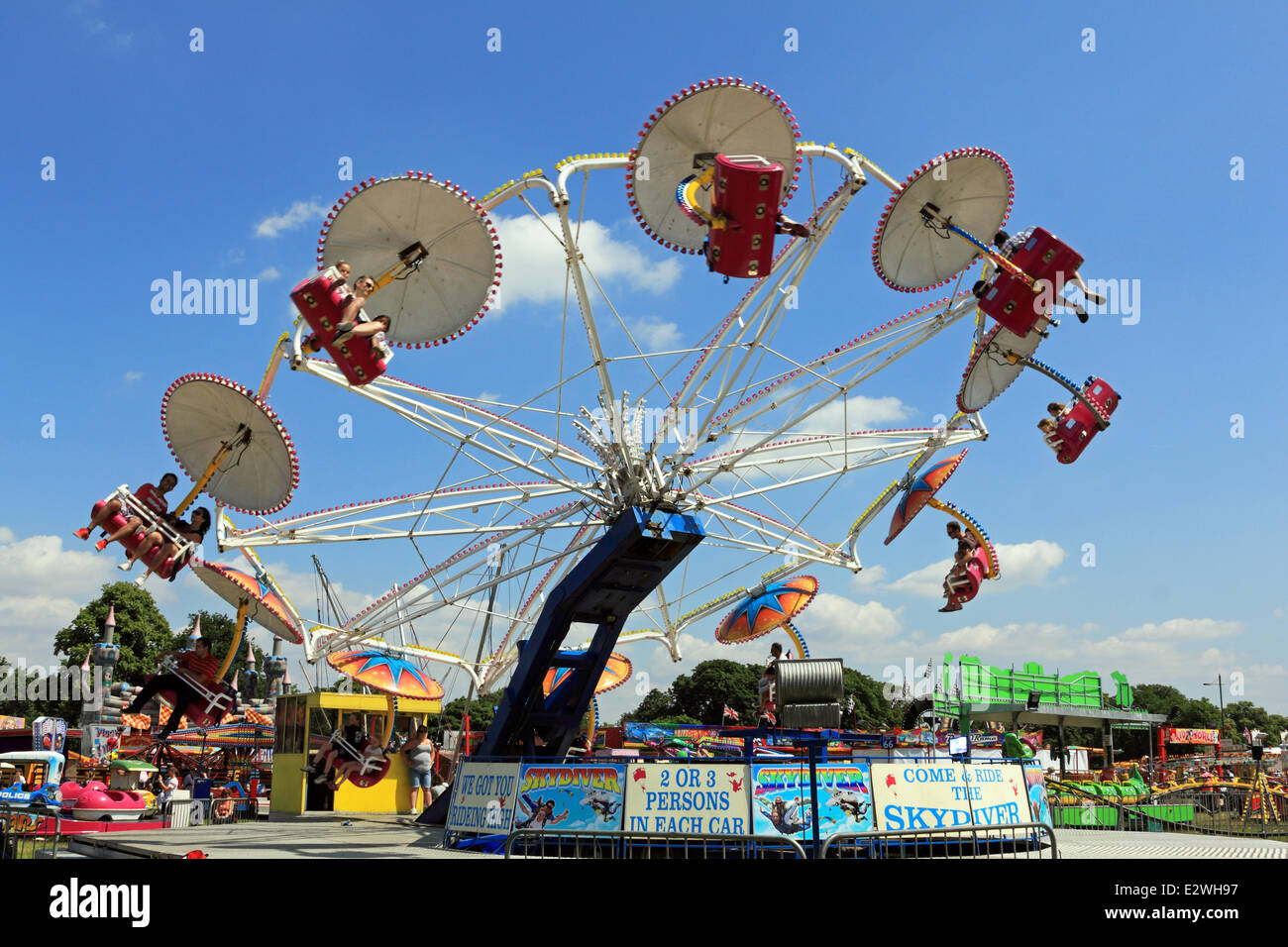 Wimbledon Common, London SW19 UK. 21st June 2014. Having fun on the ...