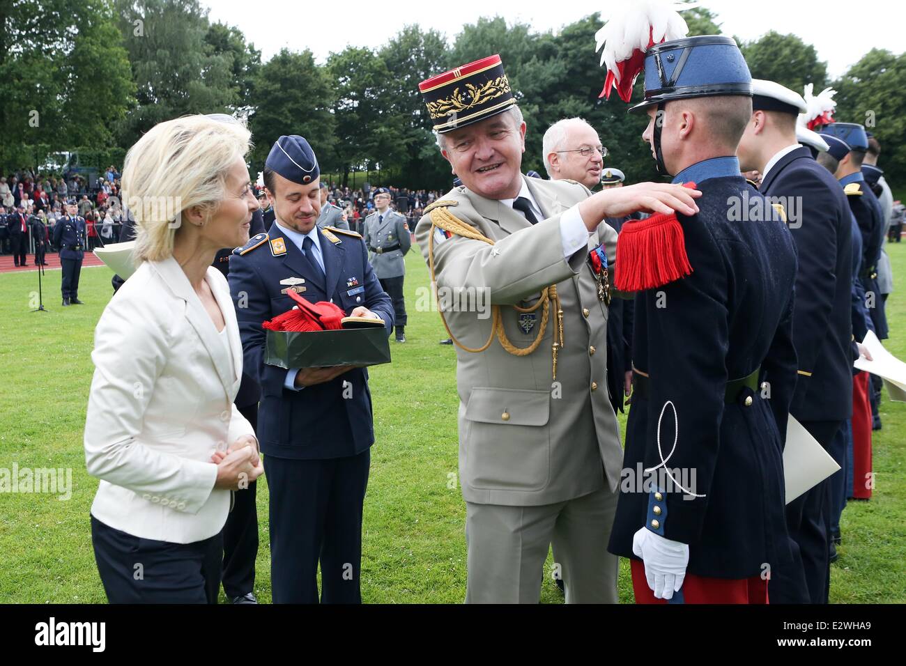 French military attaché hi-res stock photography and images - Alamy