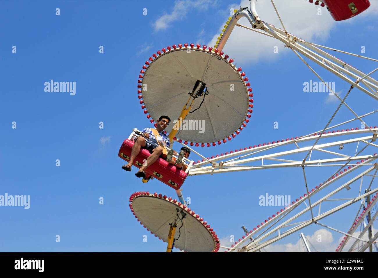 Wimbledon Common, London SW19 UK. 21st June 2014. Having fun on the ...