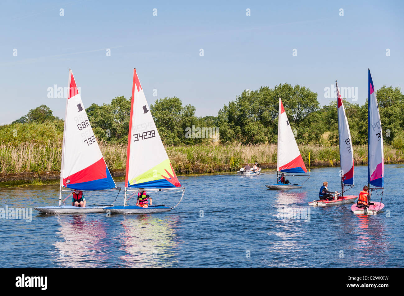 Learning to sail on the broads hi-res stock photography and images - Alamy