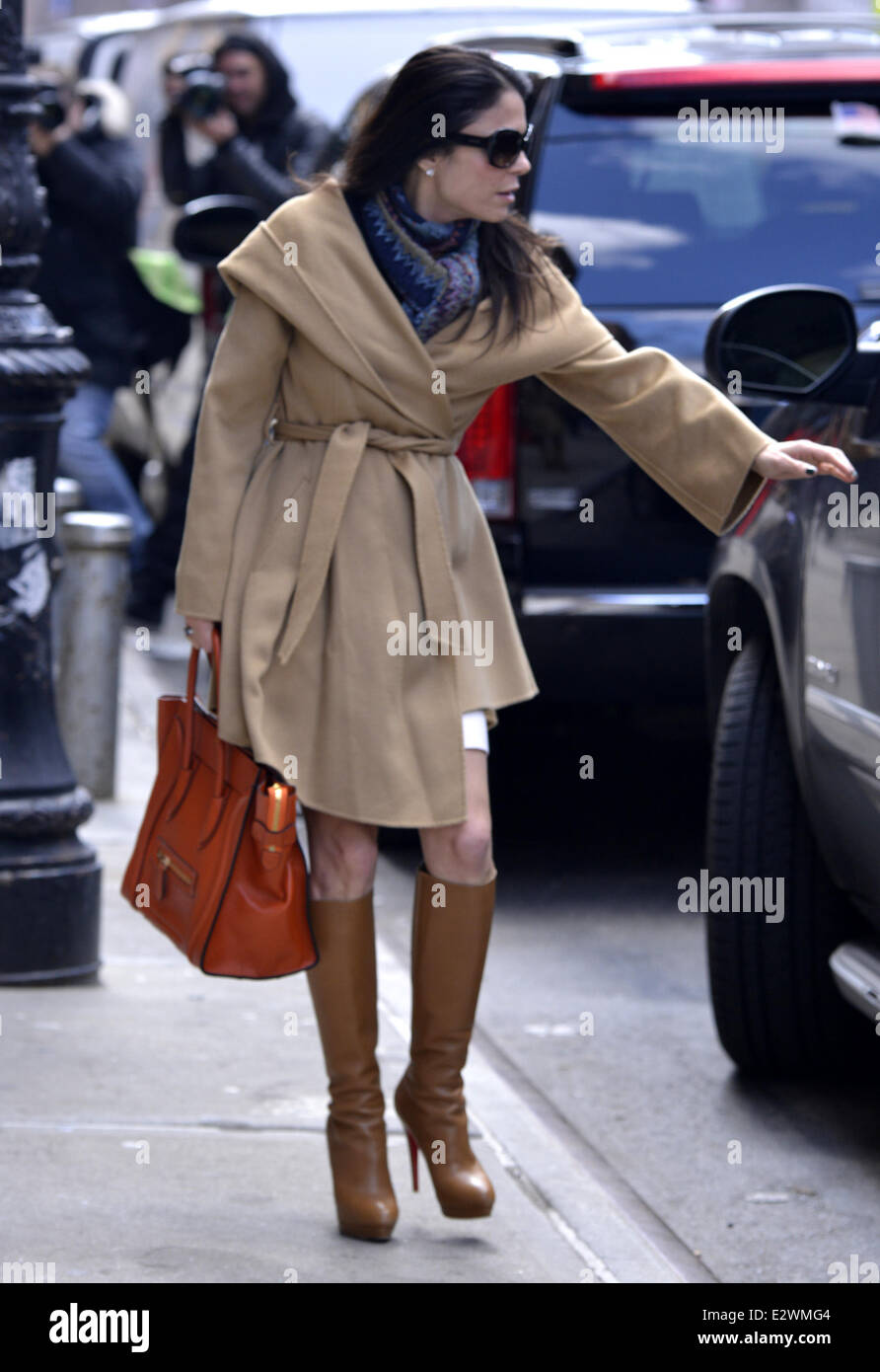 Bethenny Frankel and her publicist head to a meeting at a downtown ...