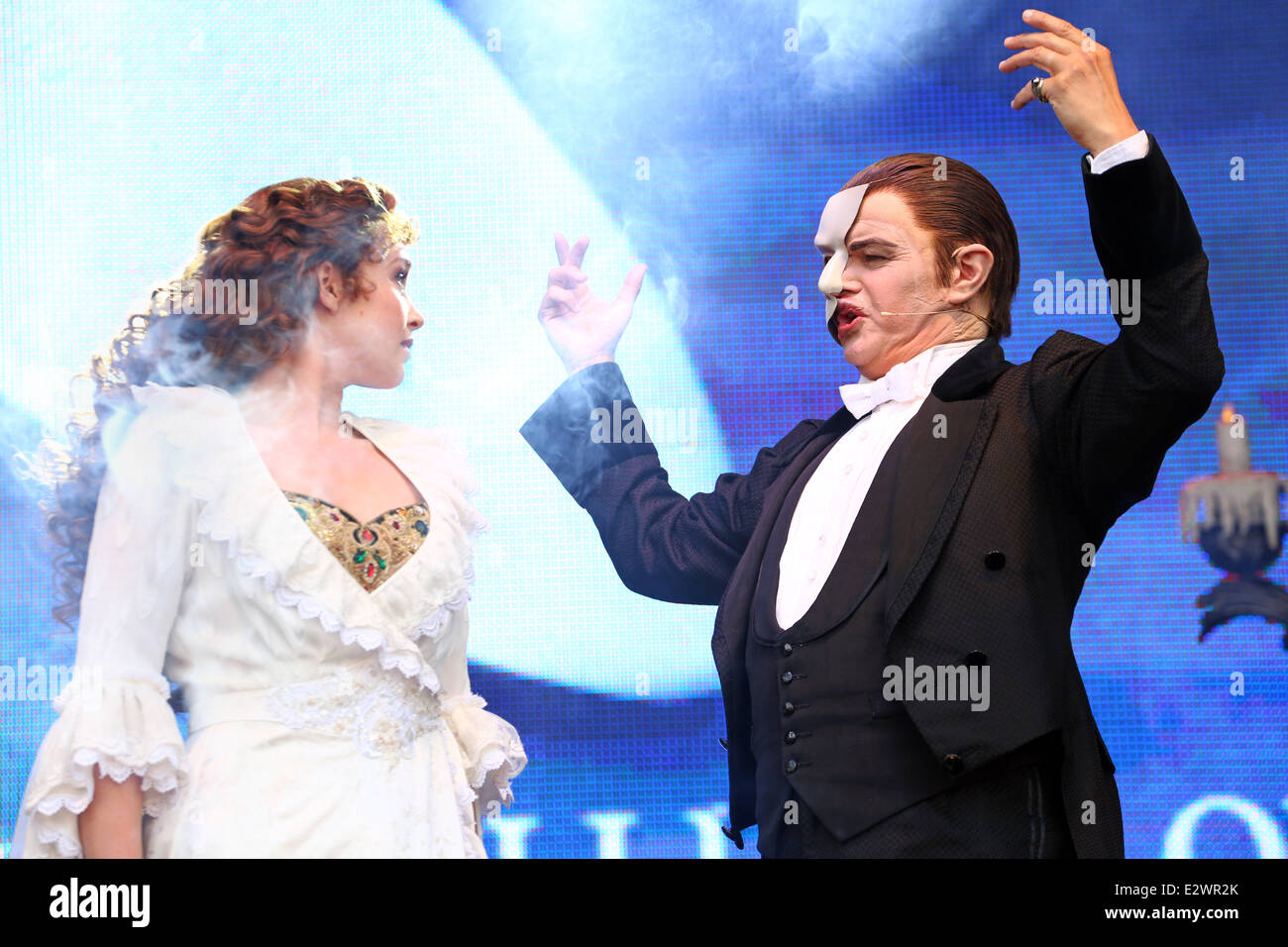 London, UK. 21st June 2014. Scott Davies and Harriet Jones from the ...