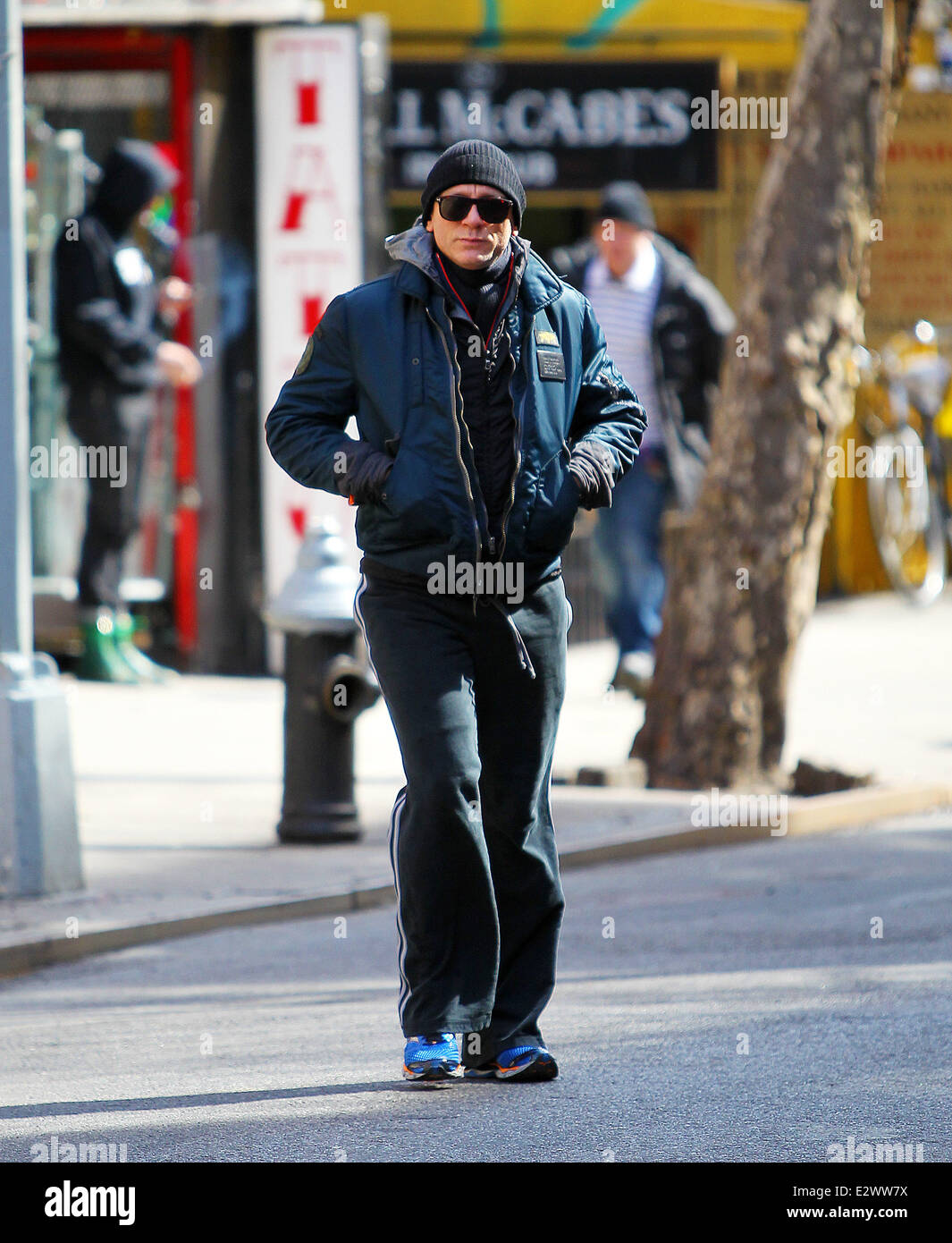 Daniel craig home new york hi-res stock photography and images - Alamy