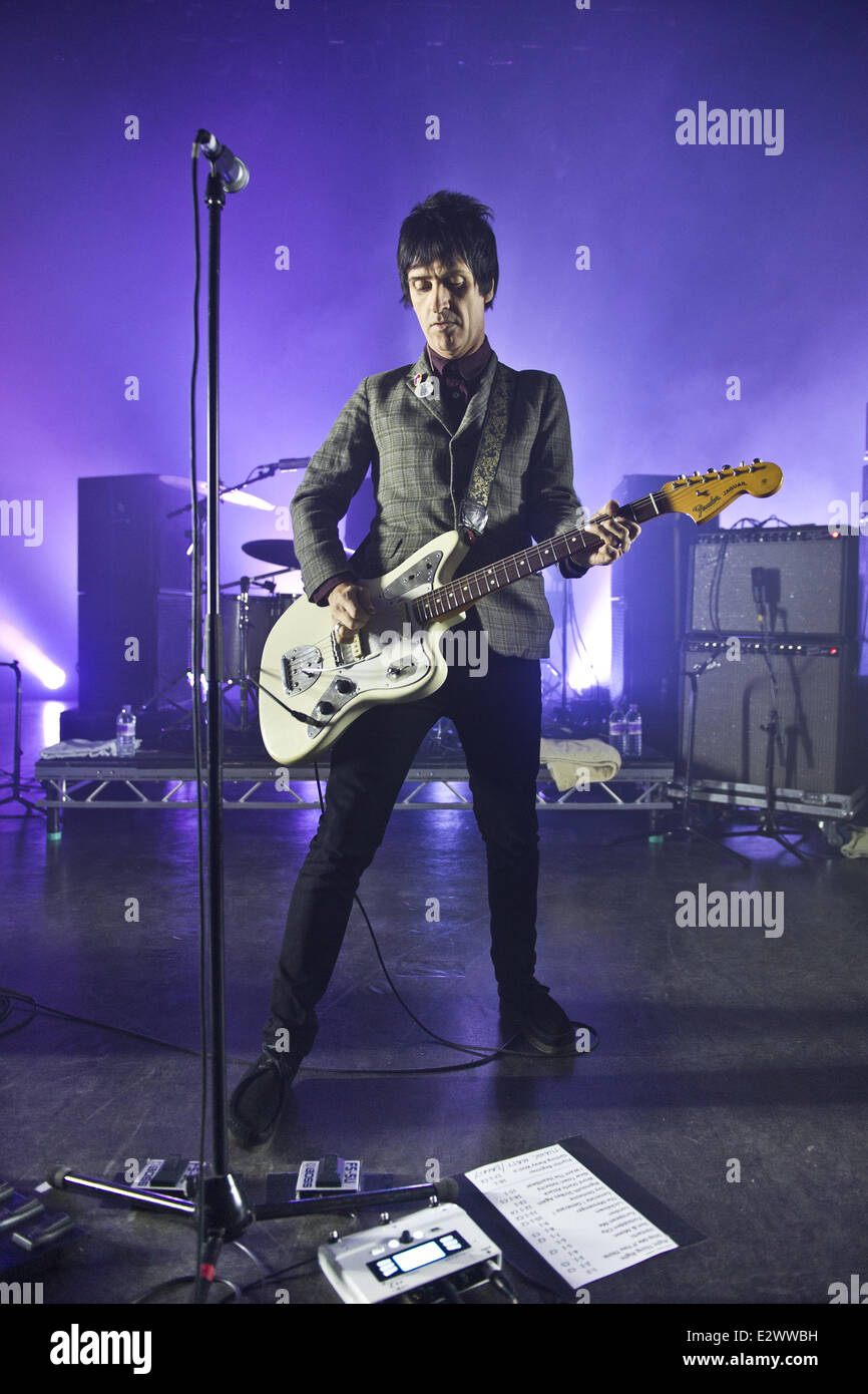 Johnny mar guitar hi-res stock photography and images - Alamy