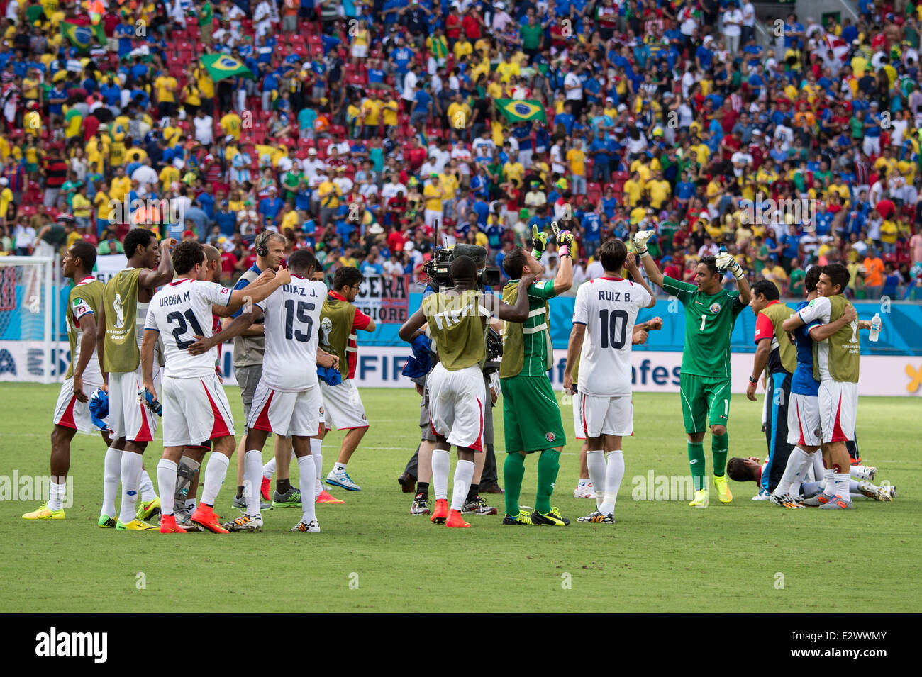 2014, costa rica football celebrate hi-res stock photography and images ...