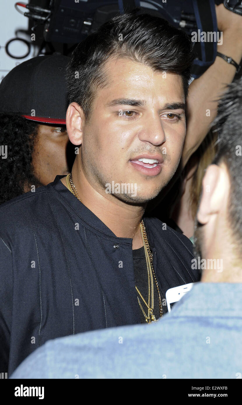 Rob Kardashian celebrates his 26th birthday at 1 Oak nightclub ...