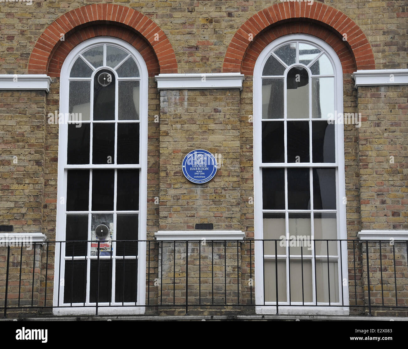 A blue plaque funded by the Heritage Fund is unveiled on London's Baker ...