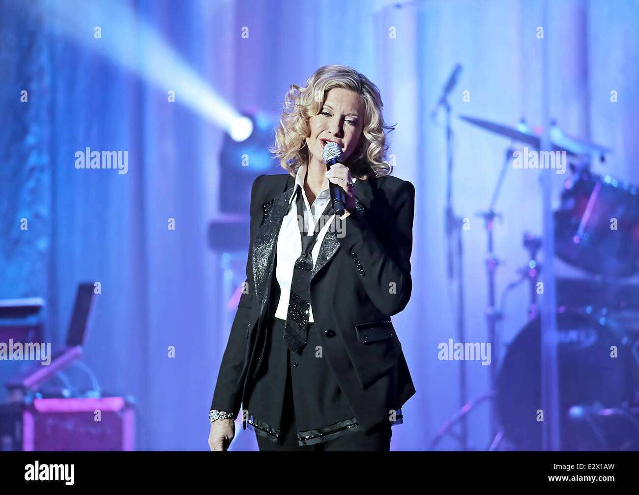 Olivia Newton-John performing live on stage at the O2 Apollo Manchester Featuring: Olivia Newton ...