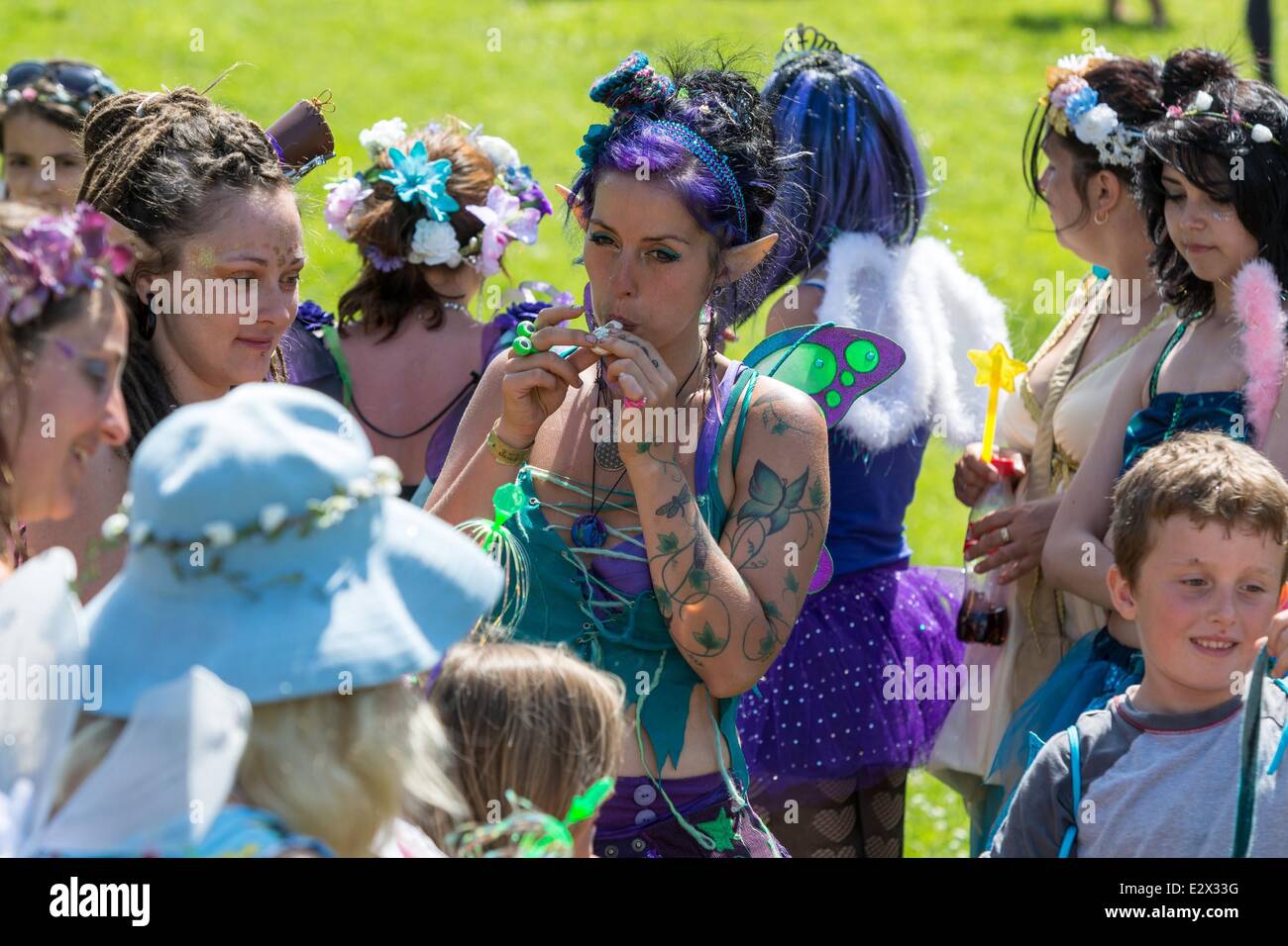 Faery festival hi-res stock photography and images - Alamy
