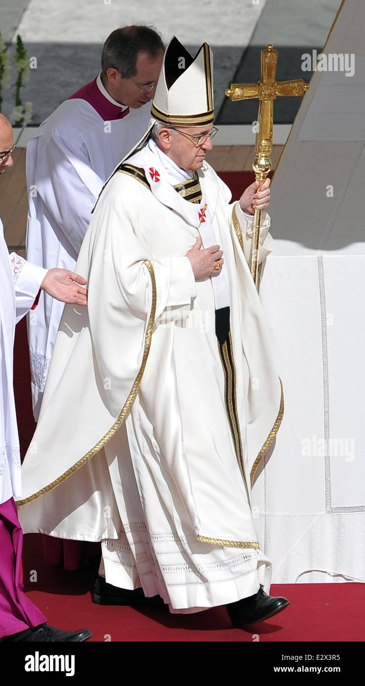 The inauguration of Pope Francis in St Peter's Square Featuring: Pope ...