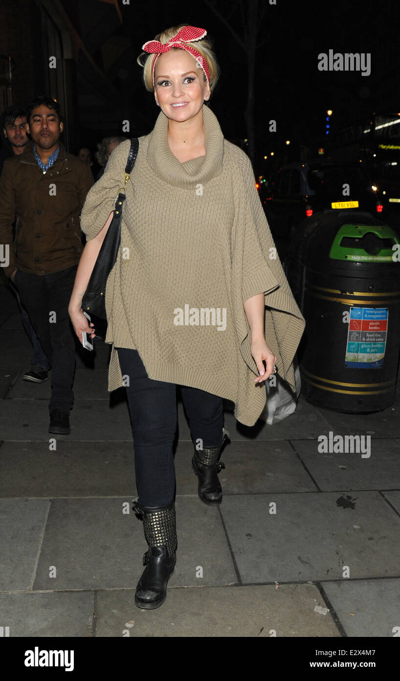 Pregnant Jennifer Ellison leaves The Palace Theatre after performing in ...