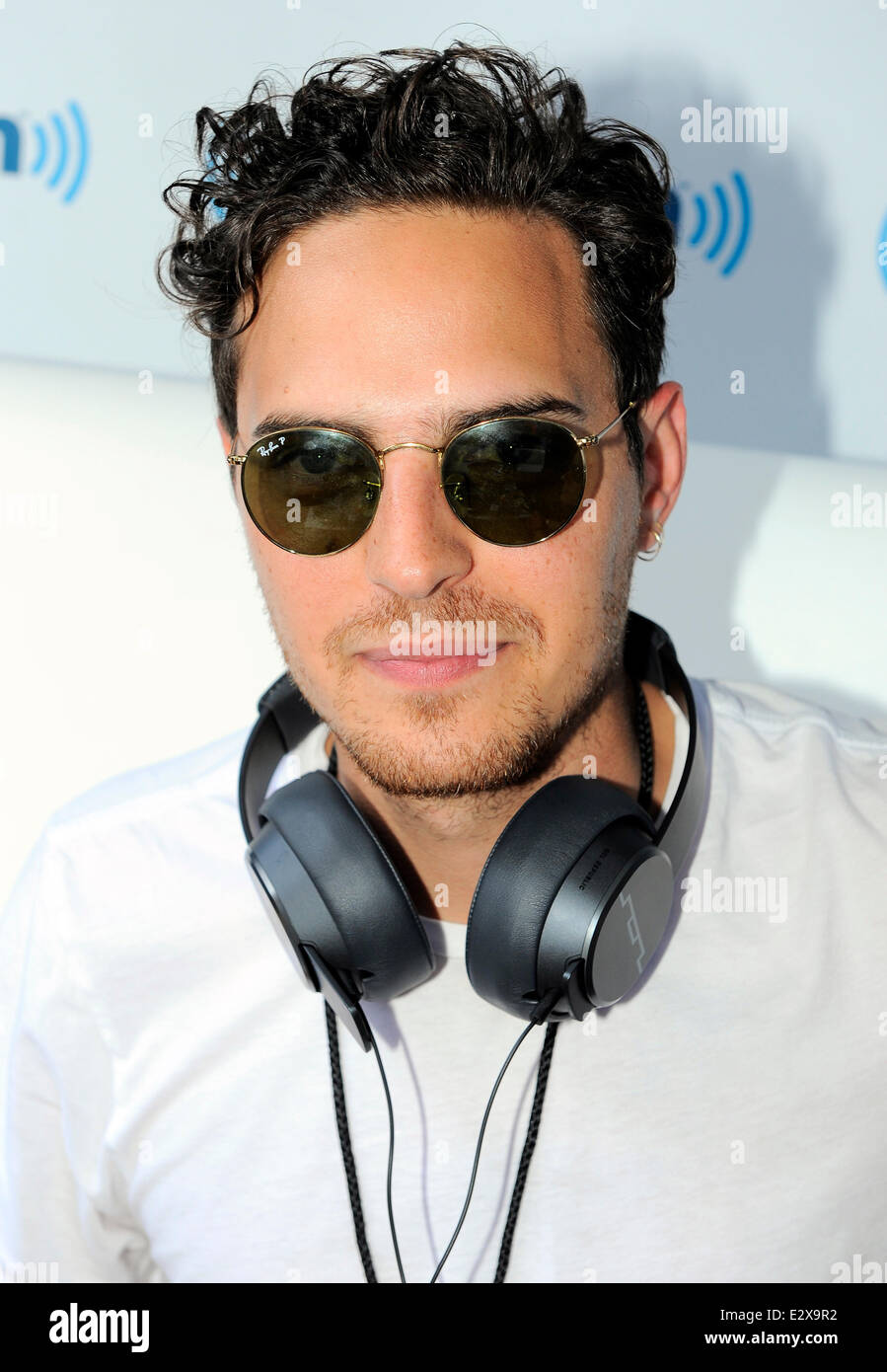 Sirius xm dj hi-res stock photography and images - Alamy