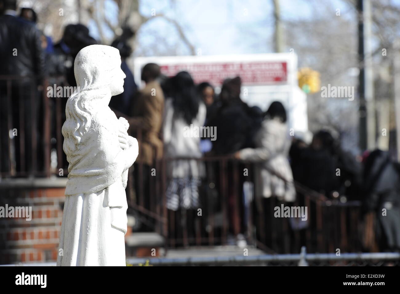 Kimani Gray is layed to rest nearly 2 weeks after he was shot and ...