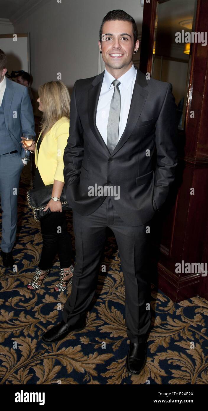 Host of angels hi-res stock photography and images - Alamy