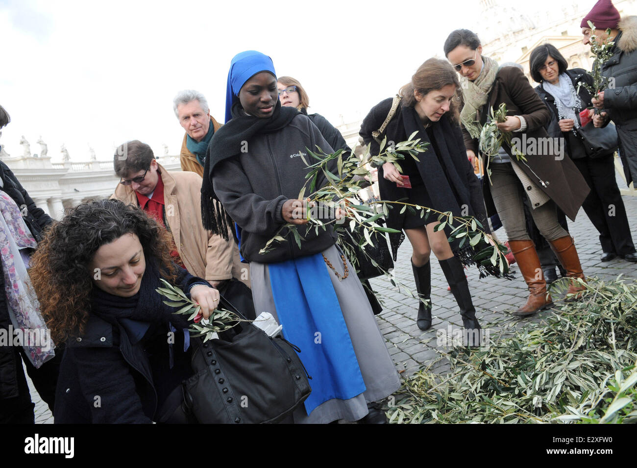 Pope Francis conducts The Palm Sunday celebrations in St Peter's Square ...
