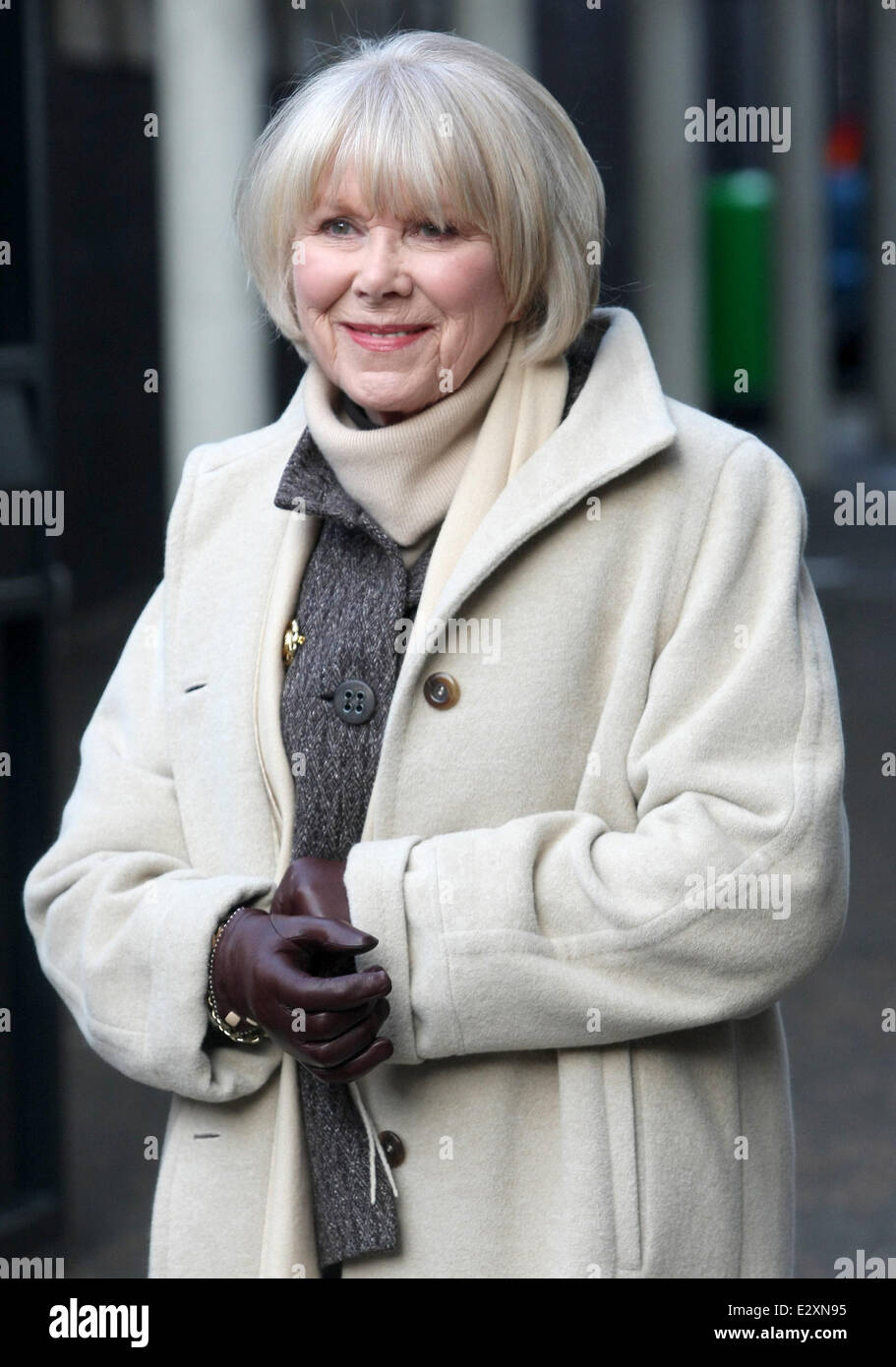 Wendy craig hi-res stock photography and images - Alamy