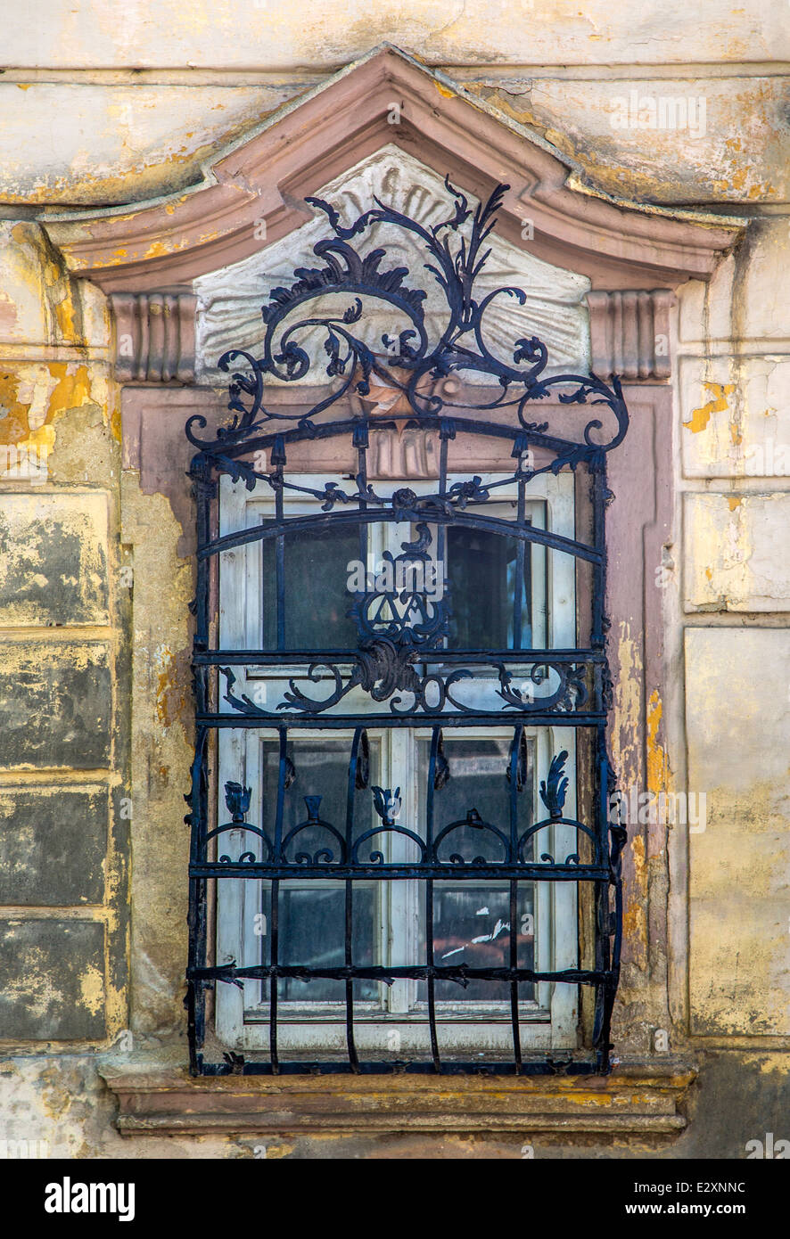 Decorative cast iron facade hi-res stock photography and images - Alamy
