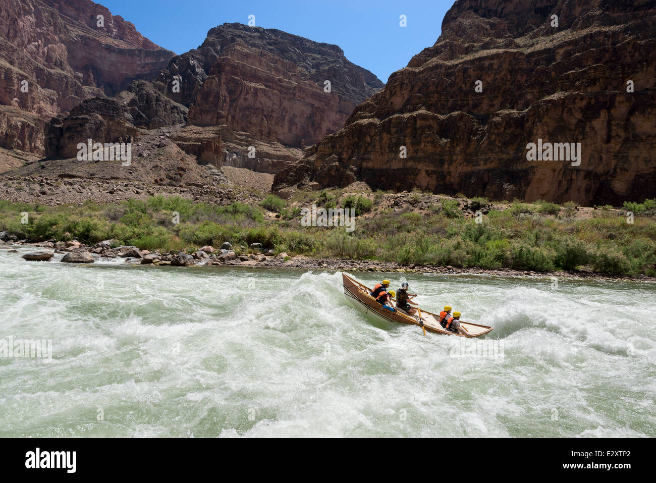 Running Lava Falls on the Colorado River in a dory, Grand Canyon ...
