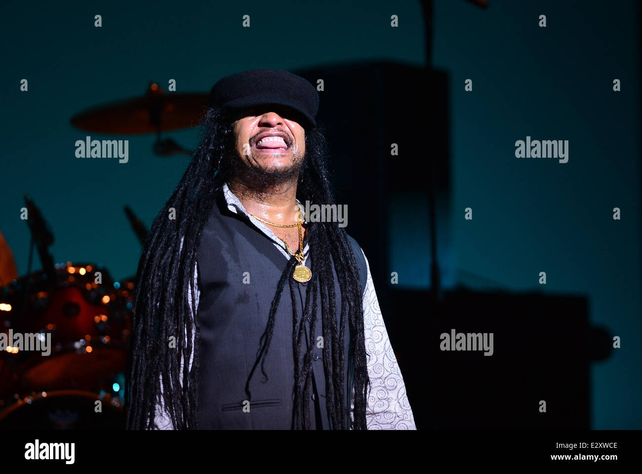 Maxi priest hi-res stock photography and images - Alamy