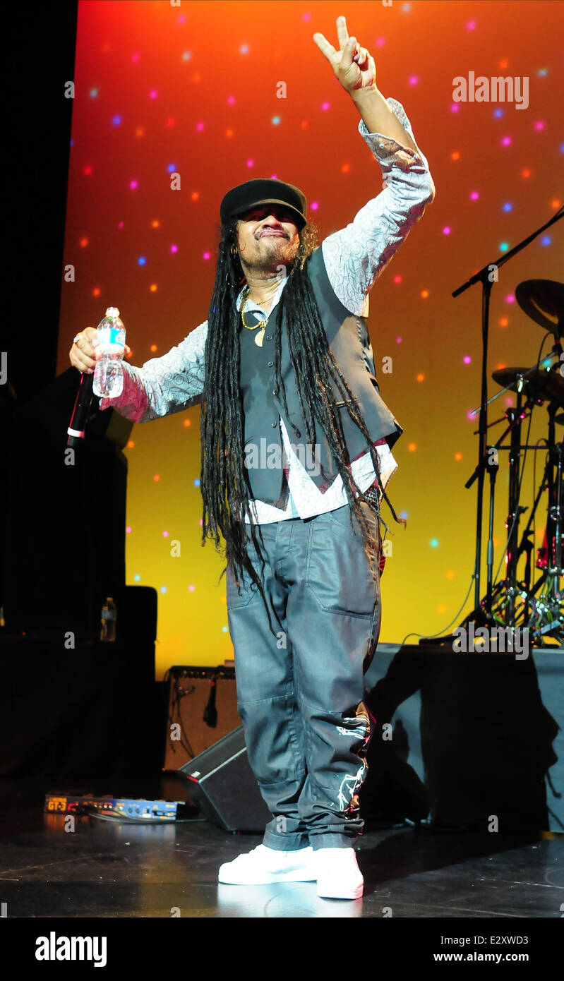 Maxi priest hi-res stock photography and images - Alamy