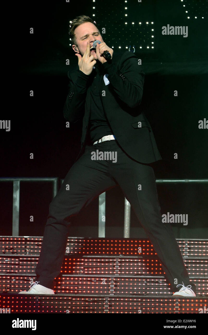 Olly Murs performs at The O2 Featuring: Olly Murs Where: Dublin ...