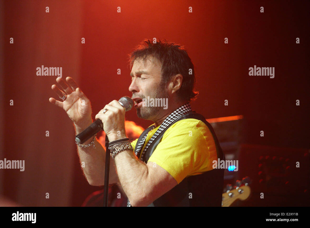 Paul Rogers with The Deborah Bonham Band performing at a charity gig ...