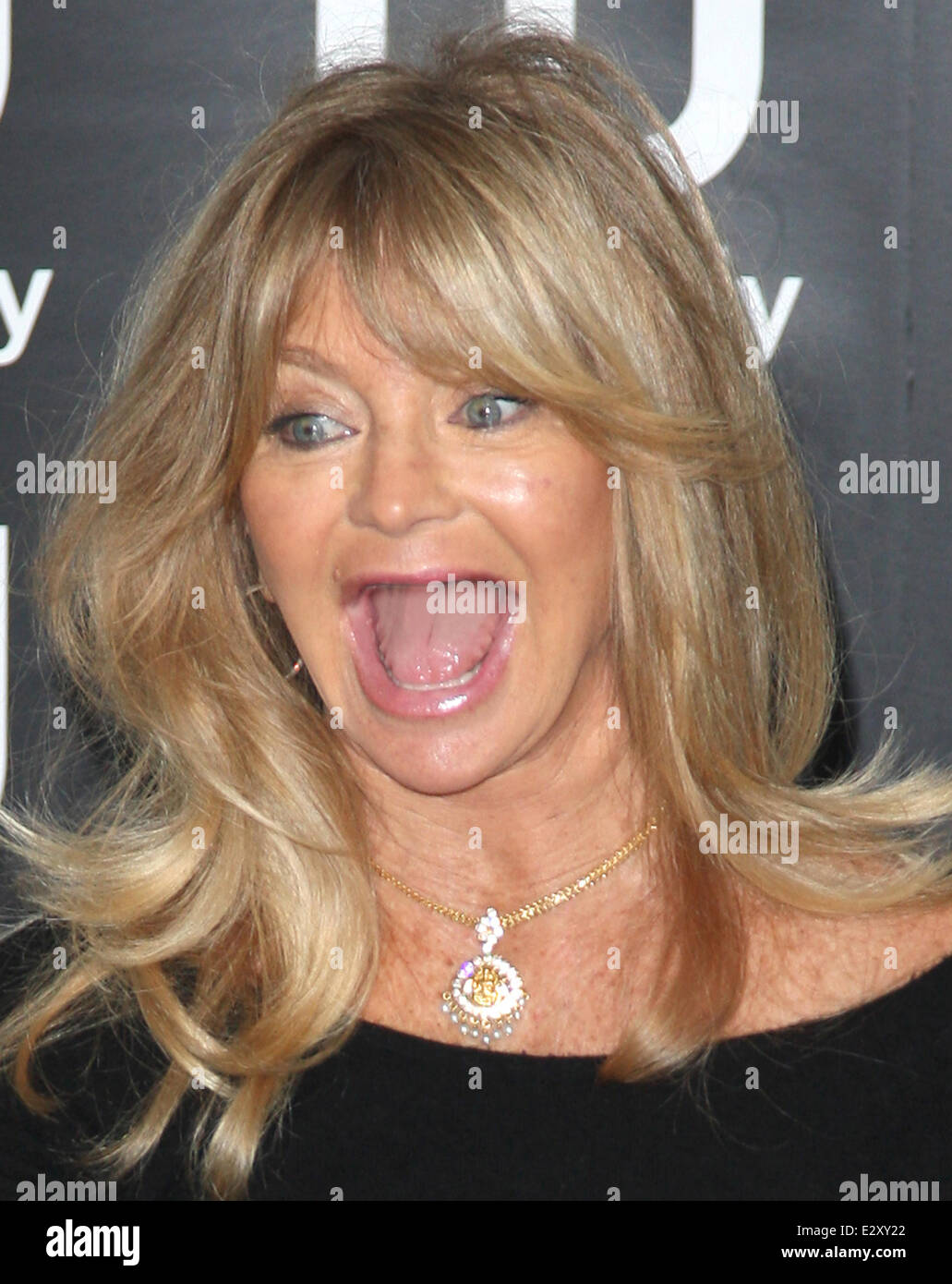 Toothless Celebrities