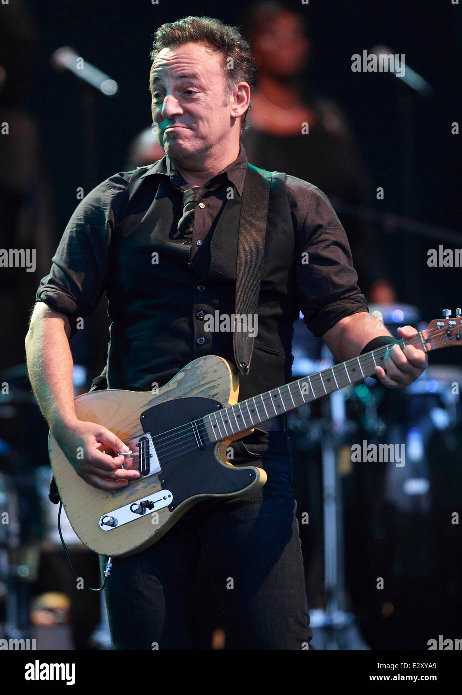 Bruce Springsteen and the E Street Band perform live at Hanging Rock ...