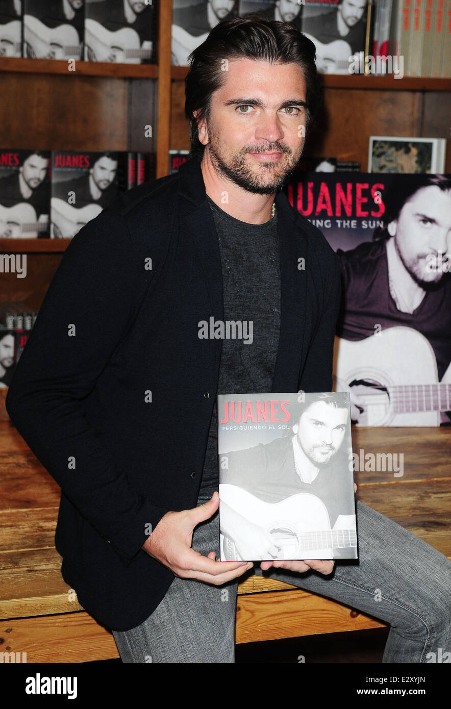Juanes signs copies of his book 'Chasing The Sun' and meets fans at ...