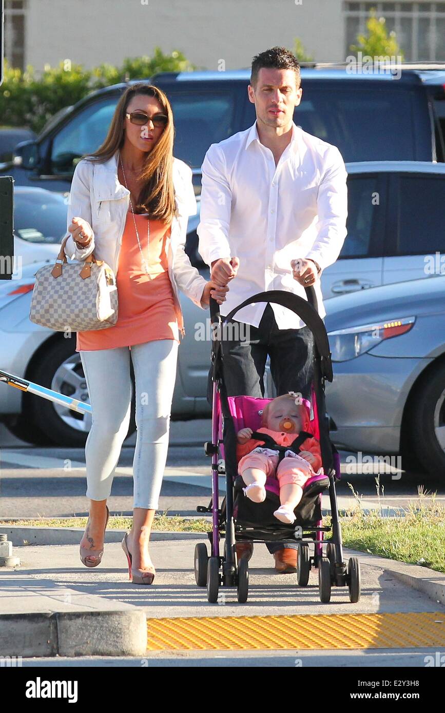 Michelle heaton and daughter faith michelle hanley hi-res stock ...