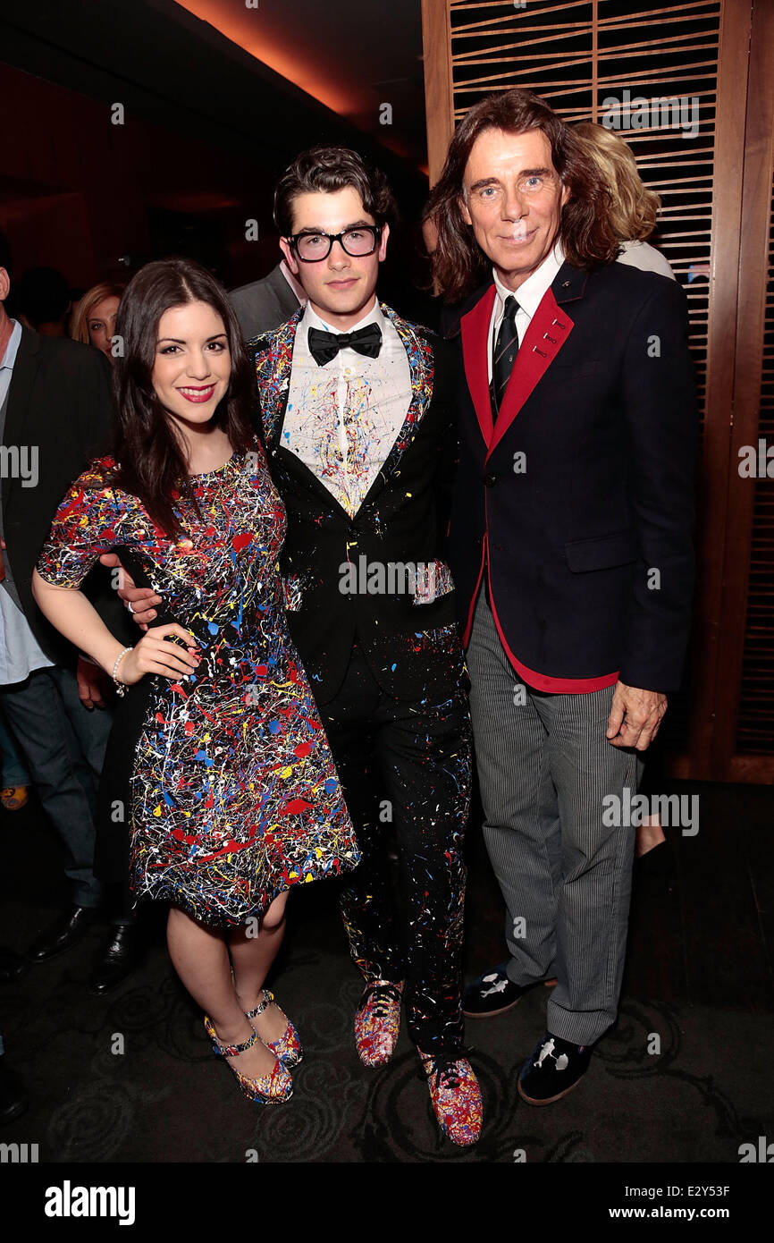 Jenna elfman and cameron helm hi-res stock photography and images - Alamy