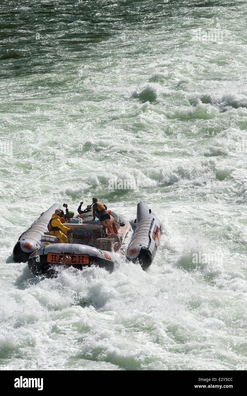 Pontoon raft hi-res stock photography and images - Alamy