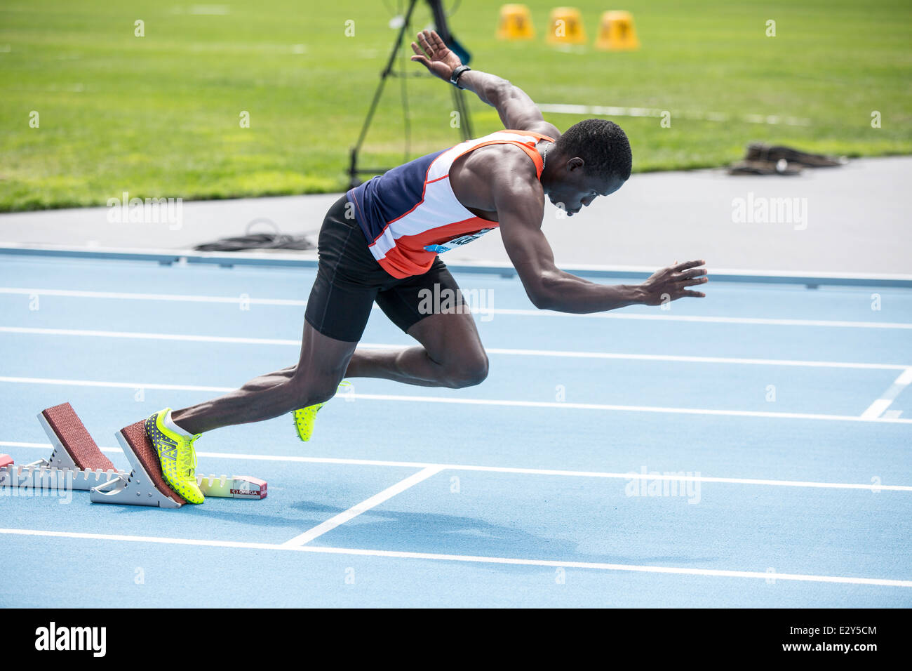 400m men hi-res stock photography and images - Alamy