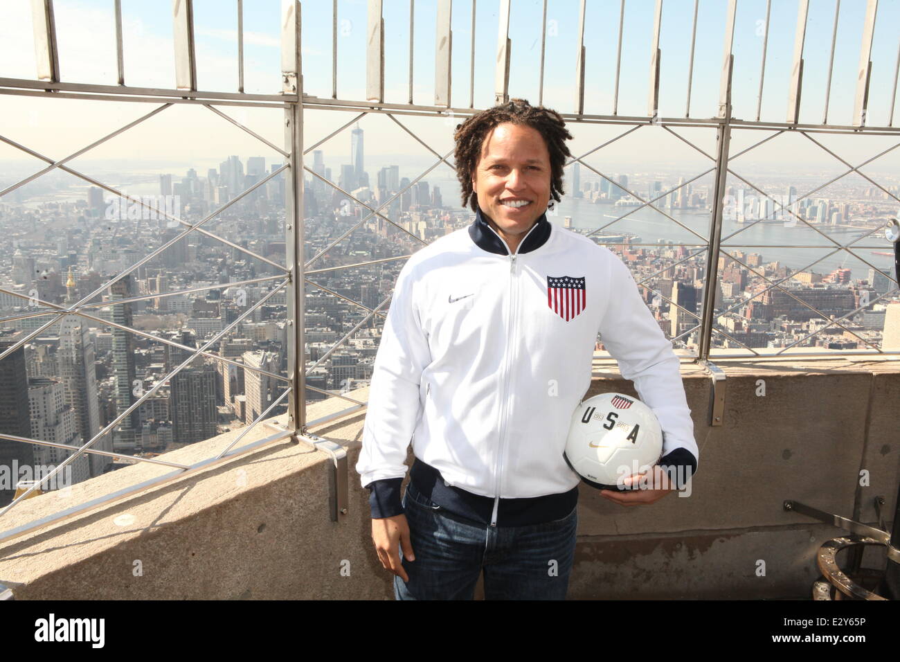 Team white players coaches hi-res stock photography and images - Alamy