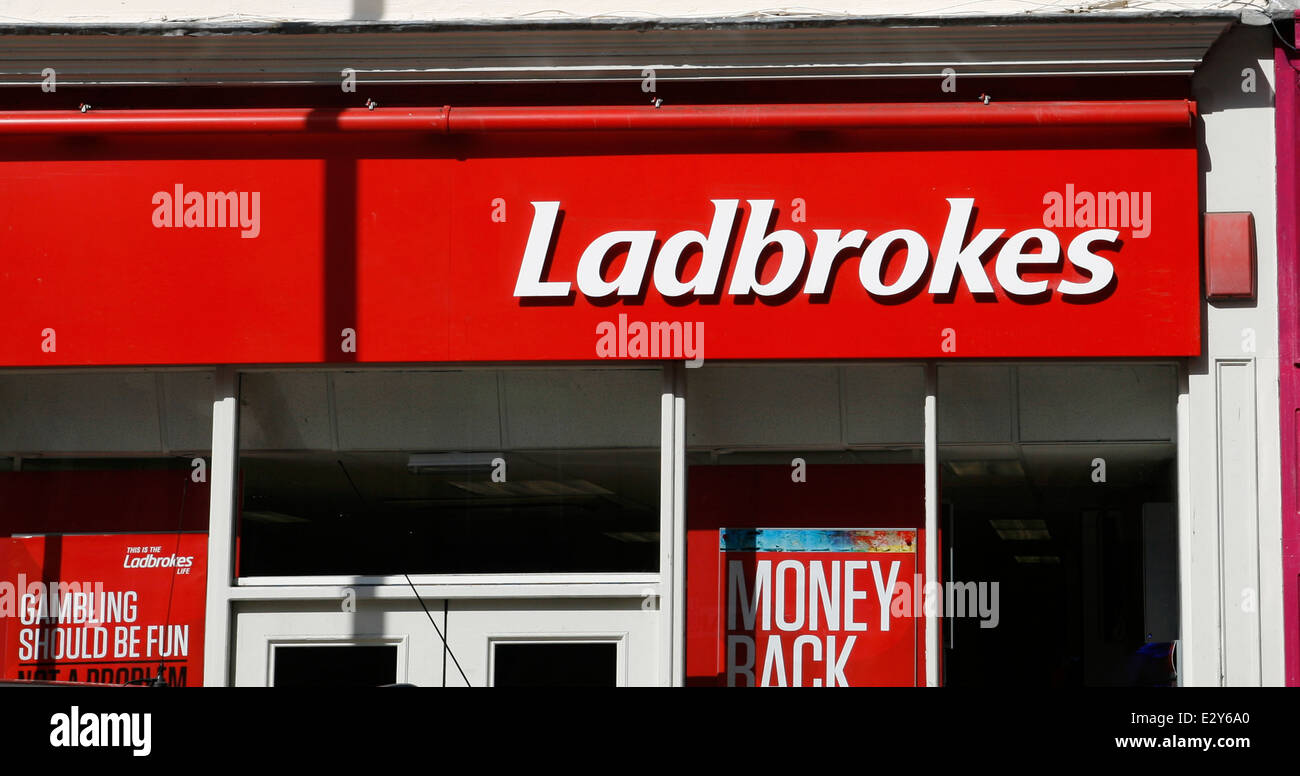Ladbrokes logo hi-res stock photography and images - Alamy