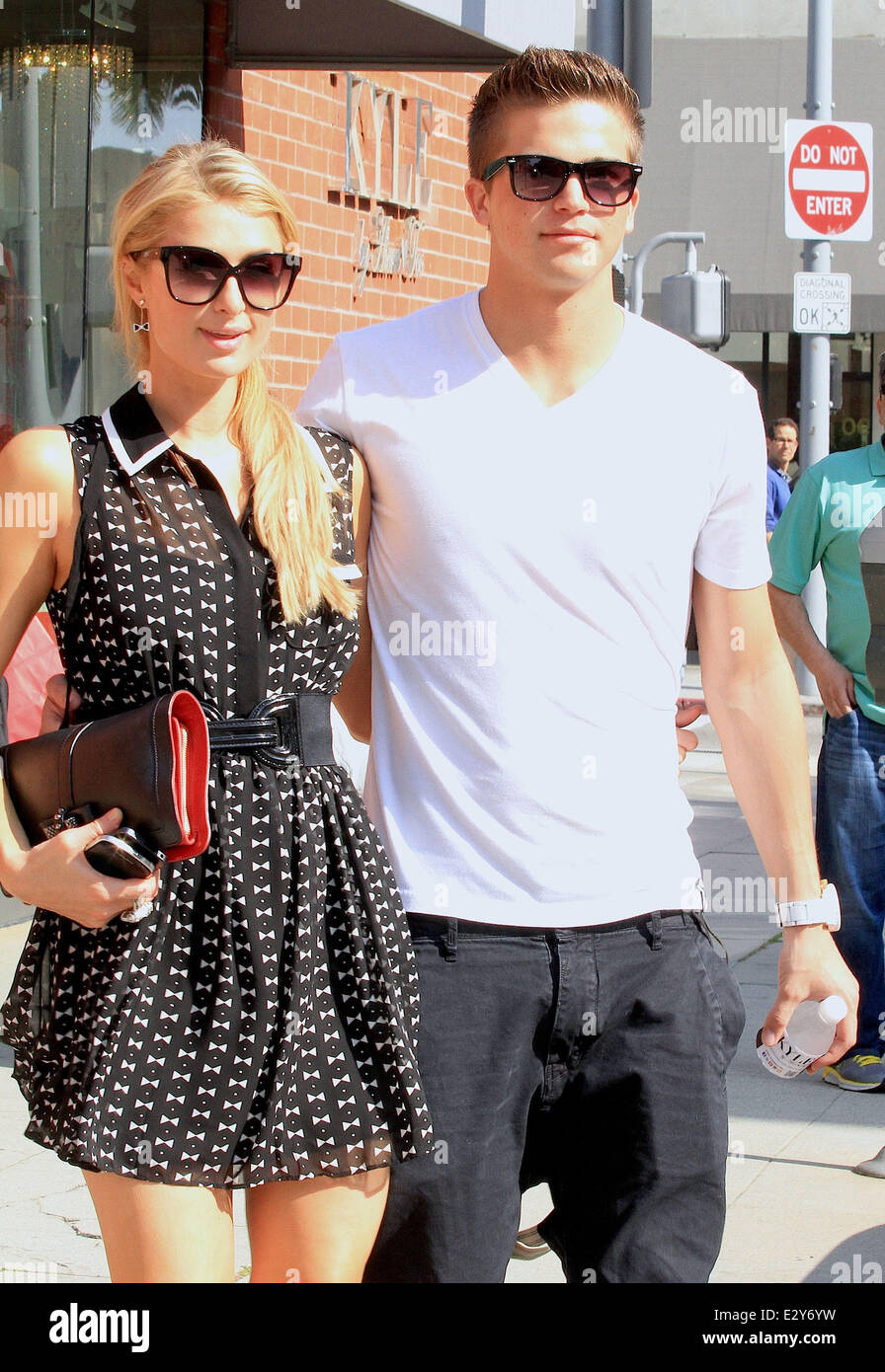 Paris Hilton and her boyfriend River Viiperi walking on Bedford Drive ...