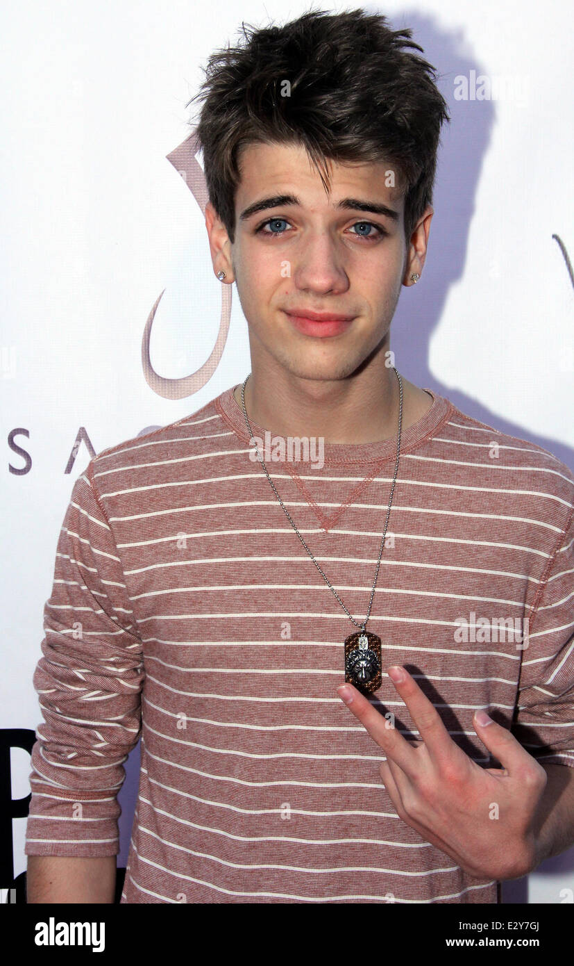 The Style Mansion- A Pre-MTV Movie awards Styling lounge hosted by ...