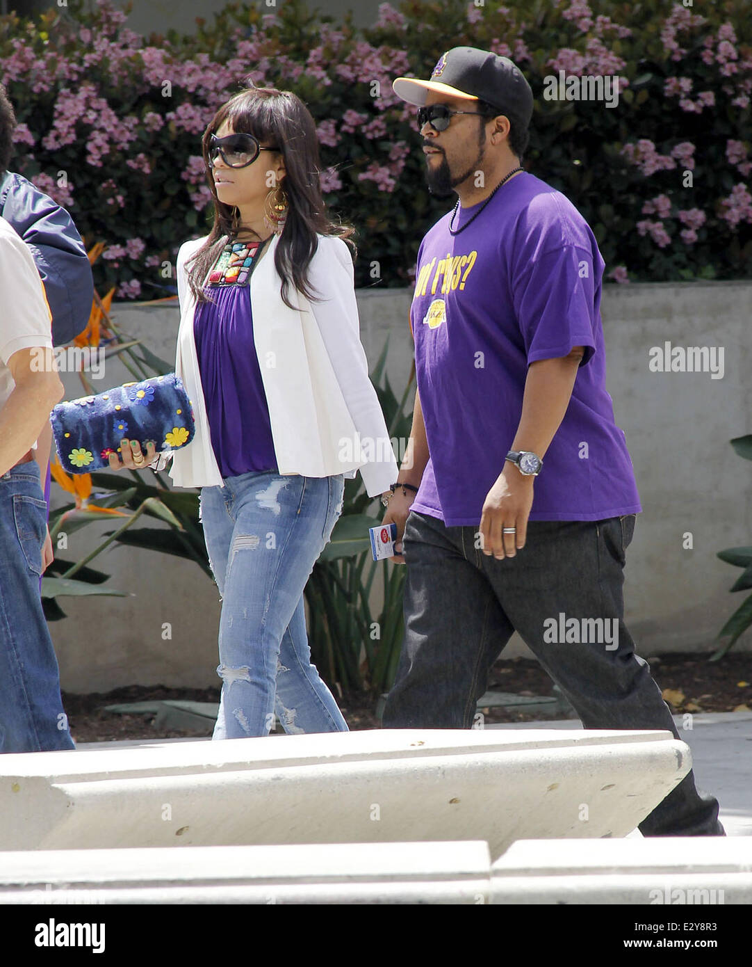 Celebrities arrive to watch the Los Angeles Lakers play the Los Angeles ...