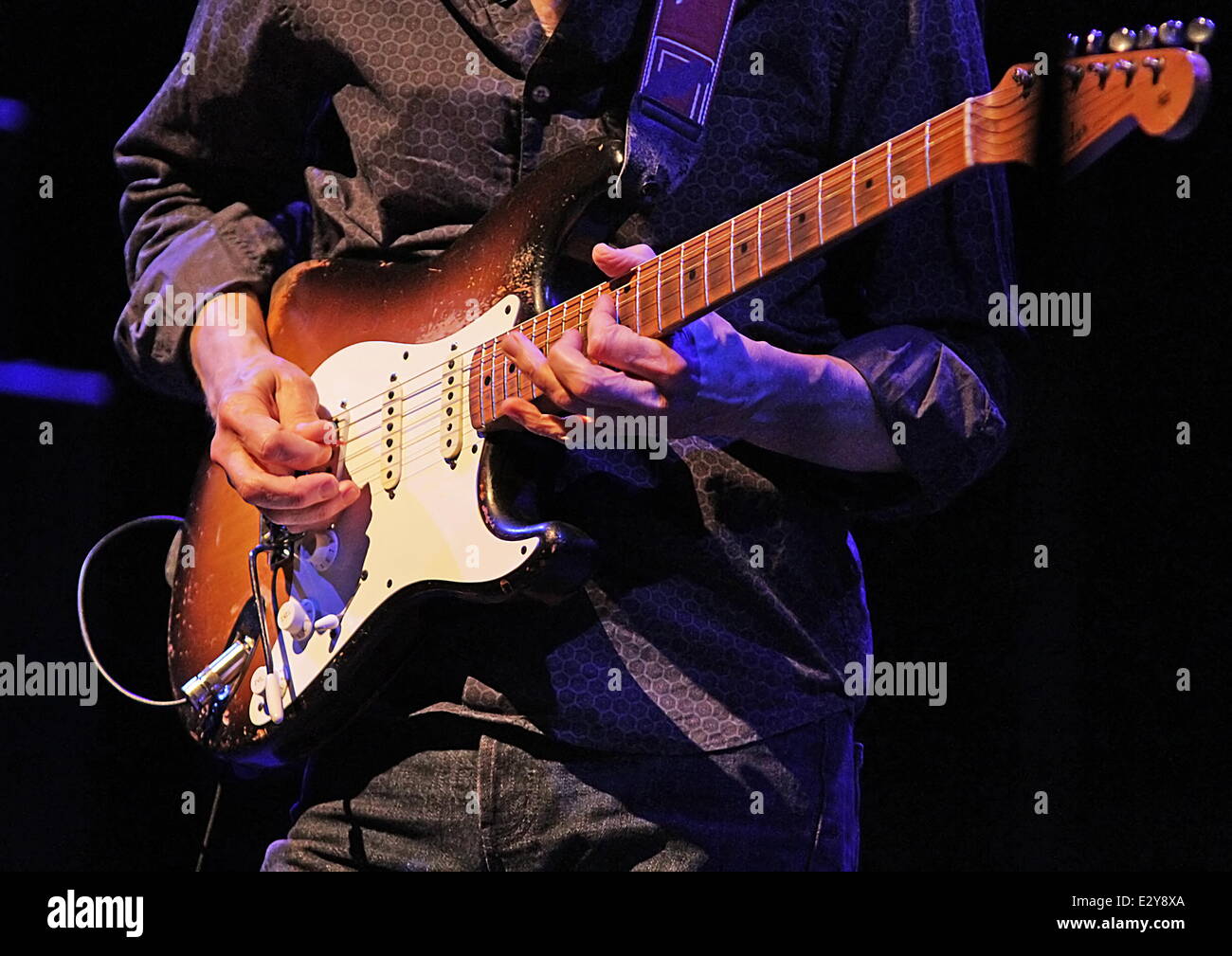 Eric johnson guitarist hi-res stock photography and images - Alamy