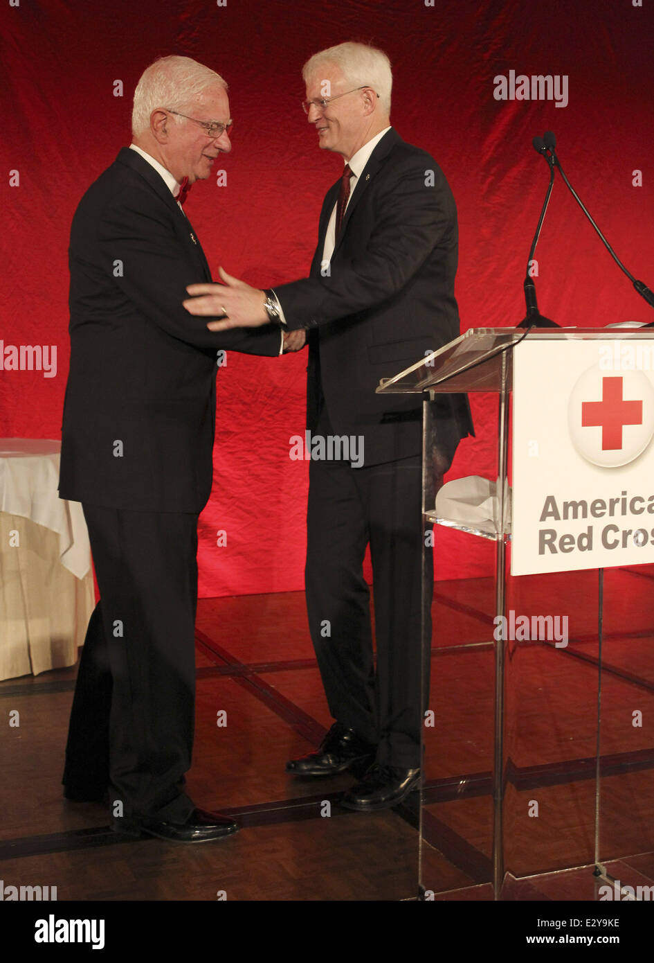 Members of the Armed Forces and the cast of 'NCIS' honoured at the ...