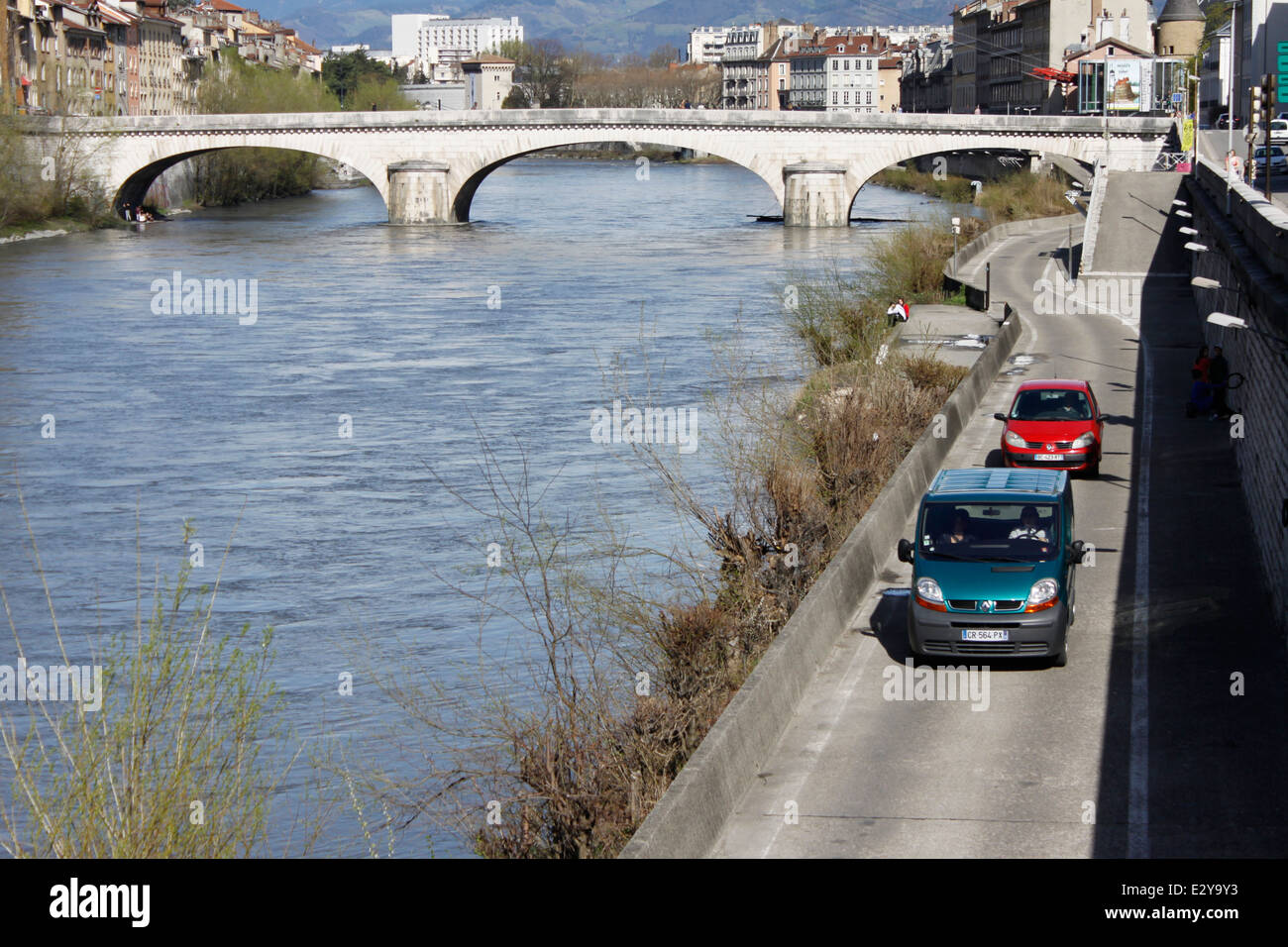 L'Isère river and la Bastille, city, Grenoble, capital of the Alps ...