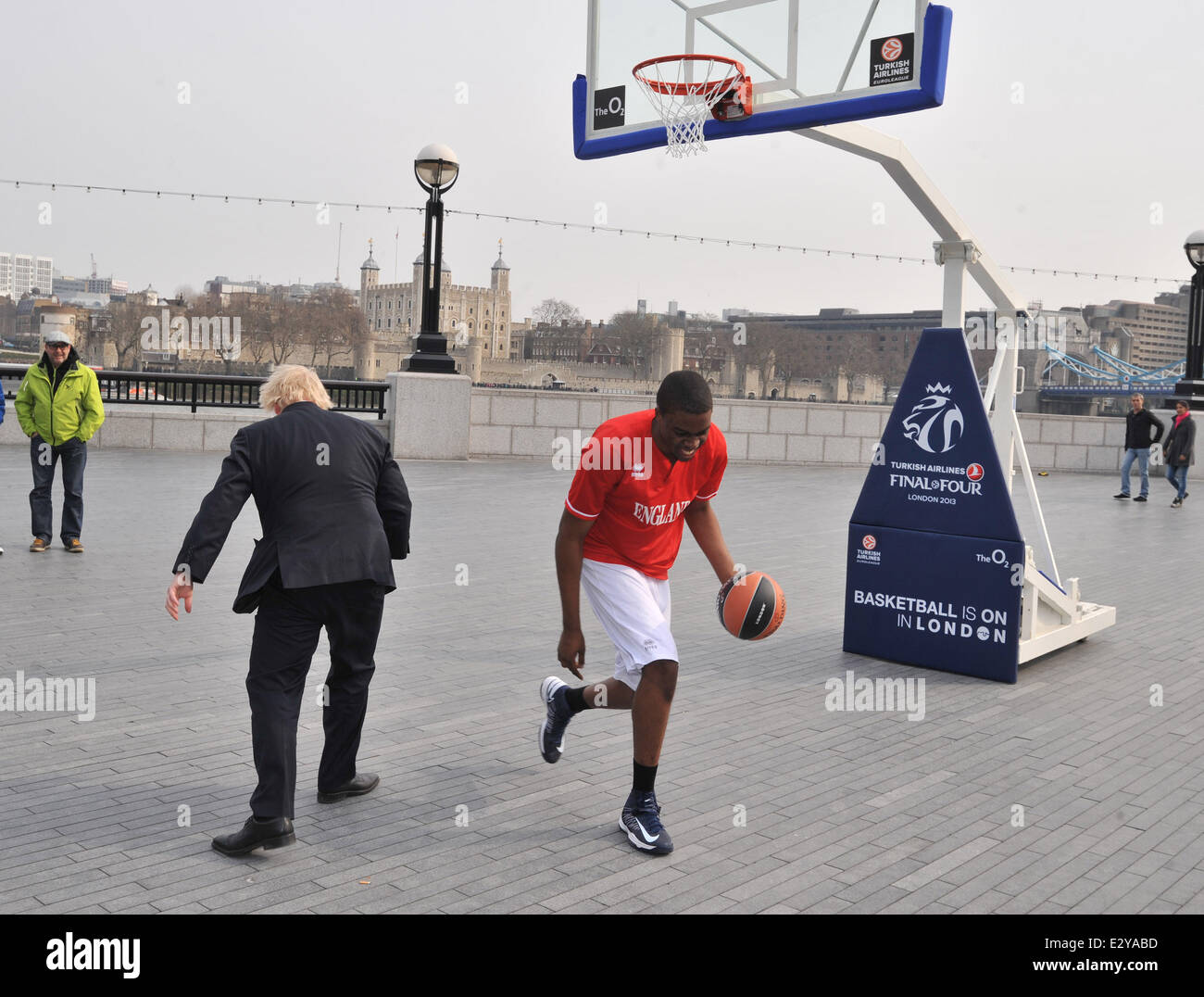 Mayor of London Boris Johnson takes to the court as he reveals the ...