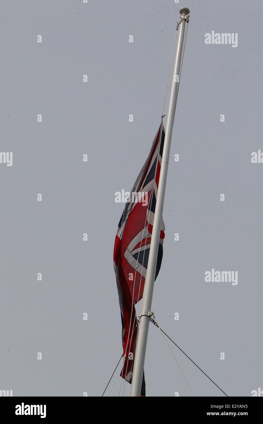 The Union Flag is lowered to half mast at number 10 Downing Street ...