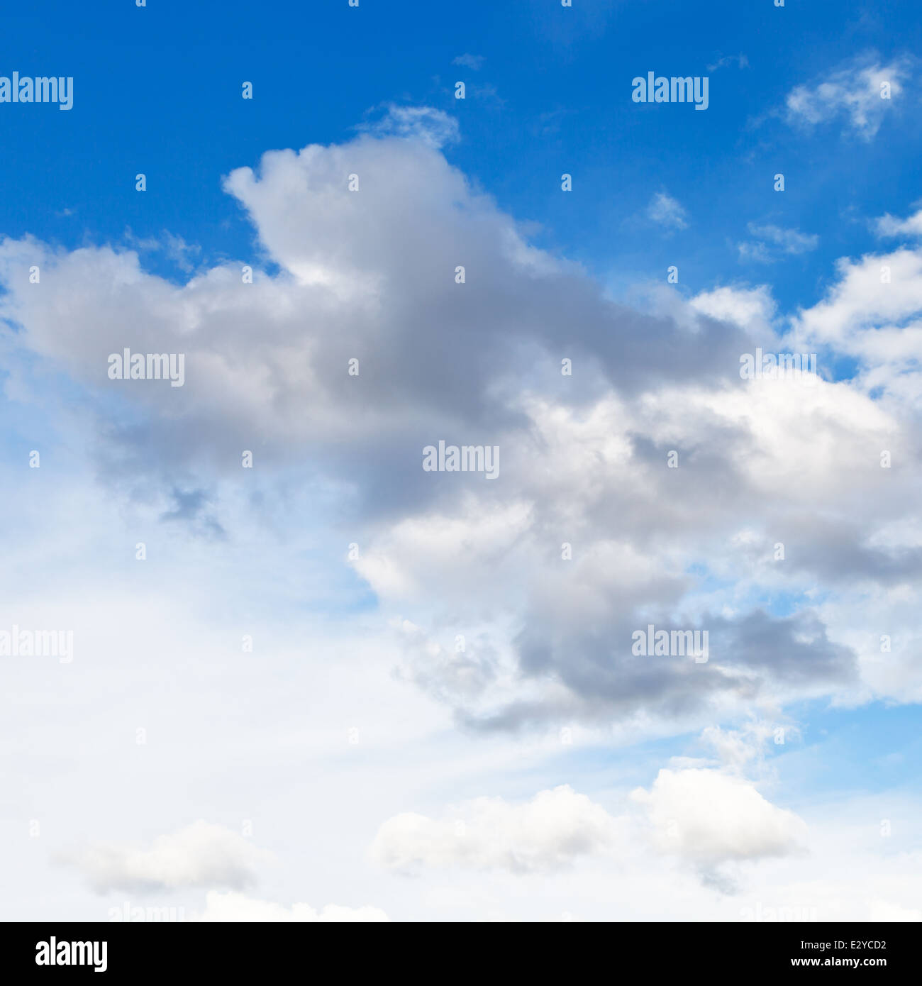 Cumulus cloud grey hi-res stock photography and images - Alamy