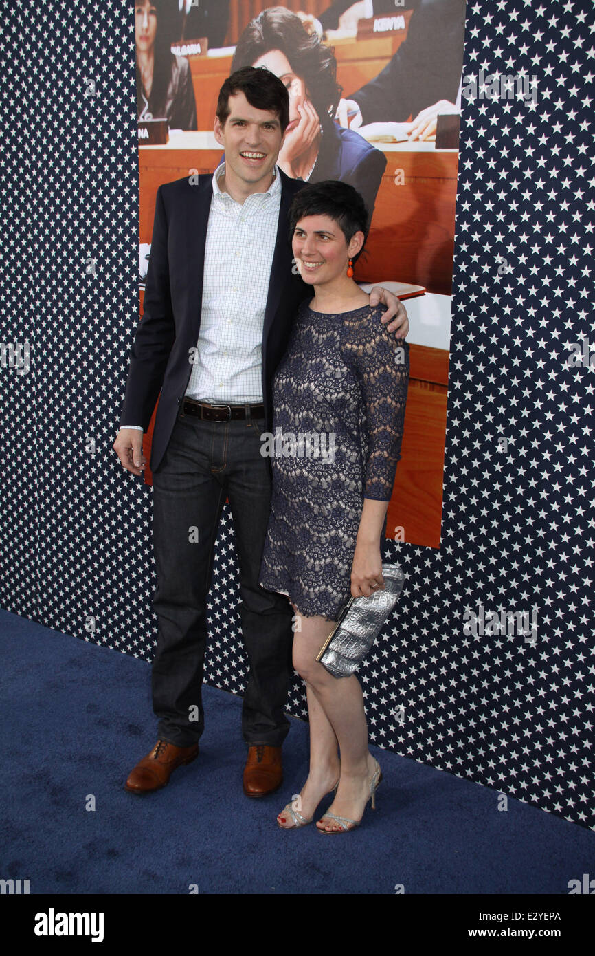 Los Angeles premiere of HBO's 'VEEP' Season 2 at Paramount Studios ...