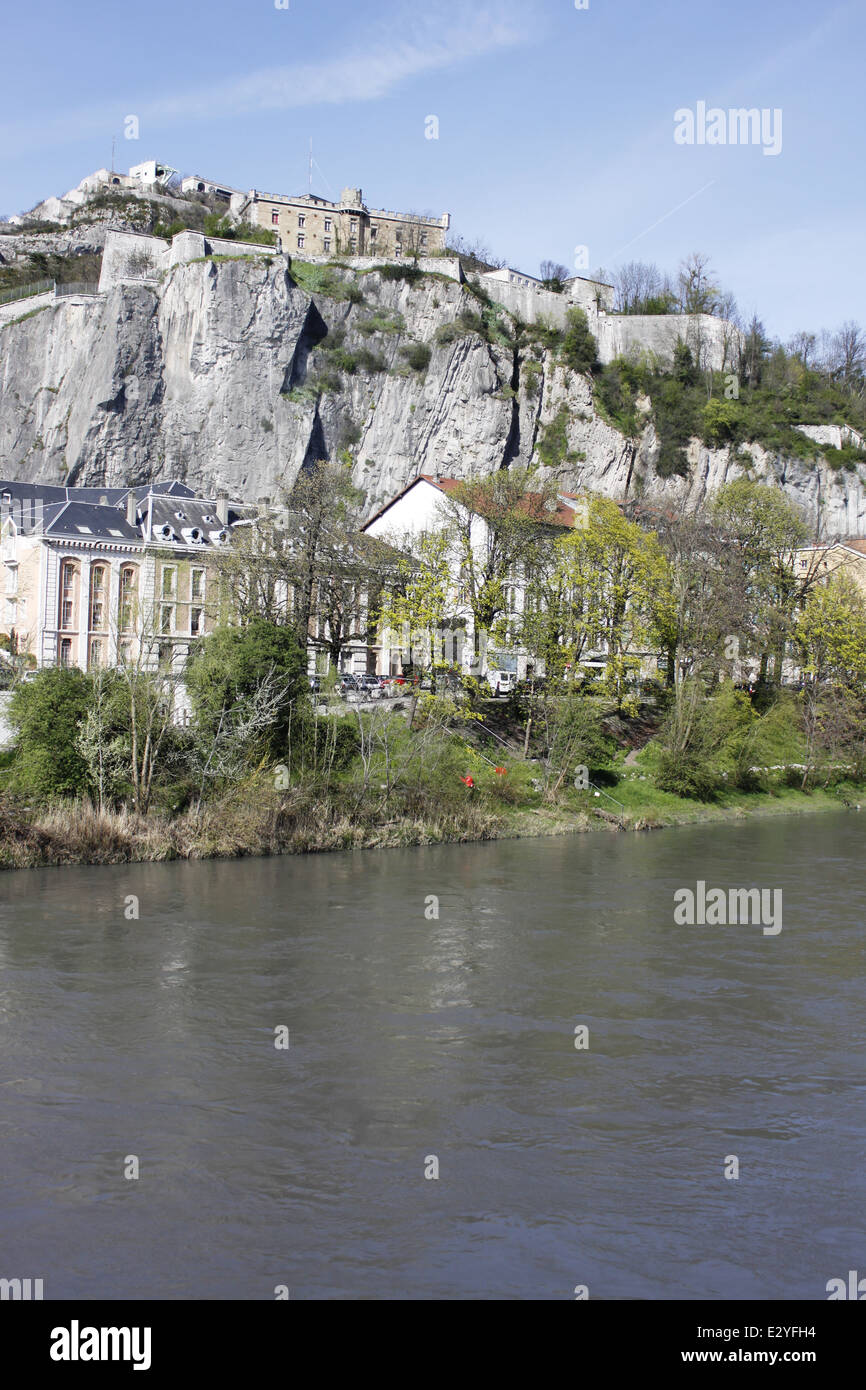 L'Isère river and la Bastille, city, Grenoble, capital of the Alps ...