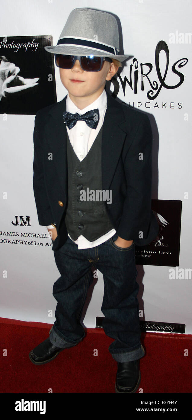 Cancer Awareness event hosted by David Harrison Levi at V Lounge ...