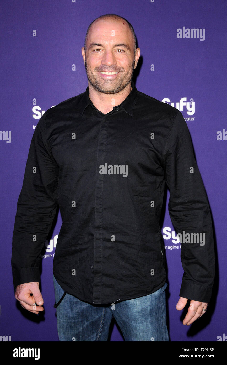 Joe rogan hi-res stock photography and images - Alamy
